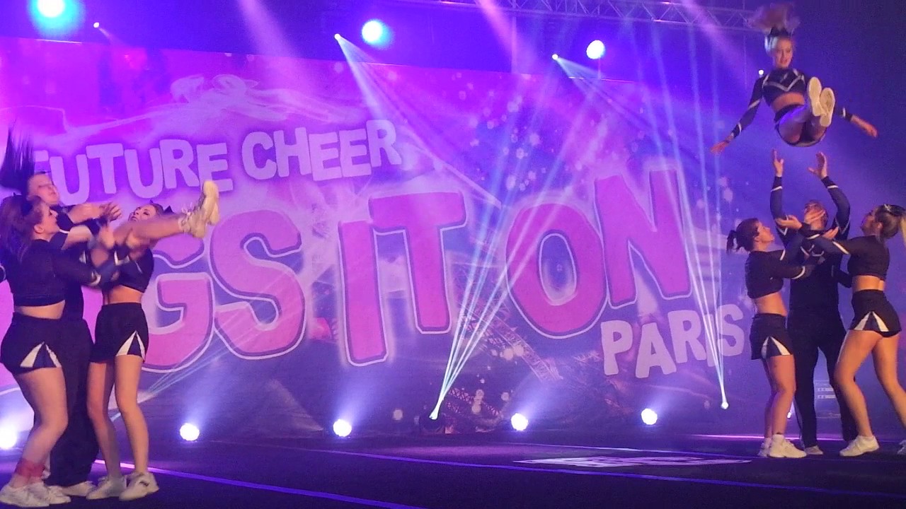 FC Brings it On 2017 - Northern Storm Senior Level 2 Routine - YouTube