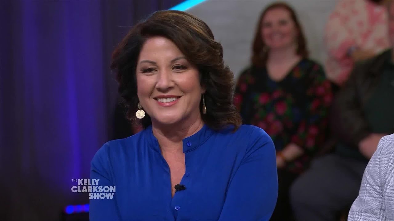 WESH 2's Nancy Alvarez featured on Kelly Clarkson show - YouTube