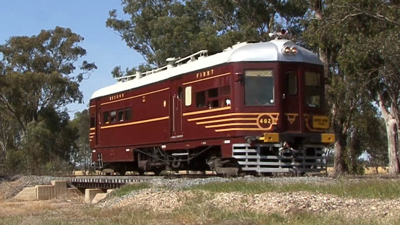 Rail Motor HPC402 to Oaklands: Australian Trains - YouTube