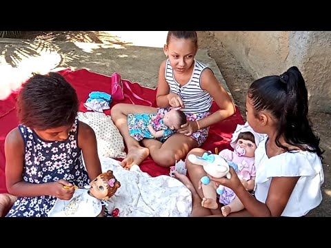 BRINCANDO DE CASINHA COM MINHA BEBÊ REBORN, MINHA AMIGA E MINHA PRIMA