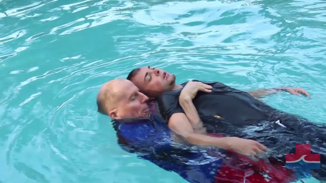 eLifeguard.com® LIFE™ Rescue Tube (Deep Roll™) - YouTube