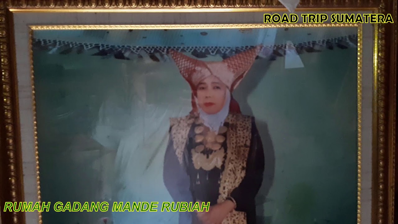 MELIHAT KEANEHAN RUMAH GADANG MANDE RUBIAH, RUMAH BERSEJARAH NAN ...