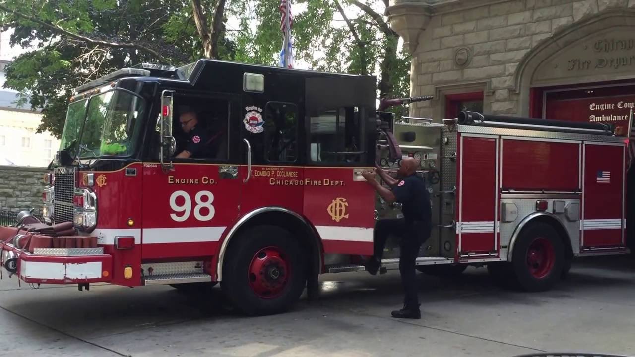 Chicago Fire Department E-98 - YouTube