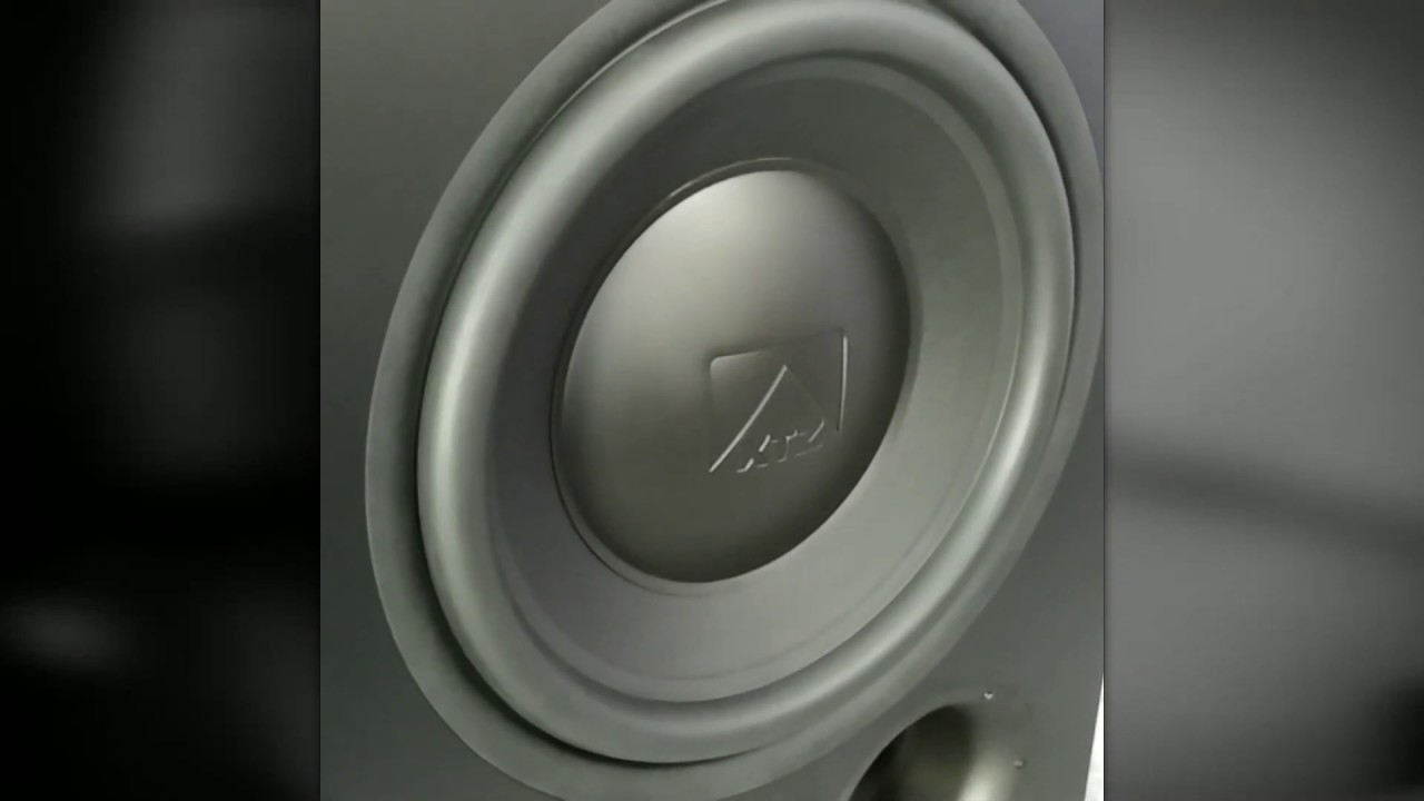XTZ 12.17 Subwoofer Excursion (London Grammar - Hey Now) - YouTube
