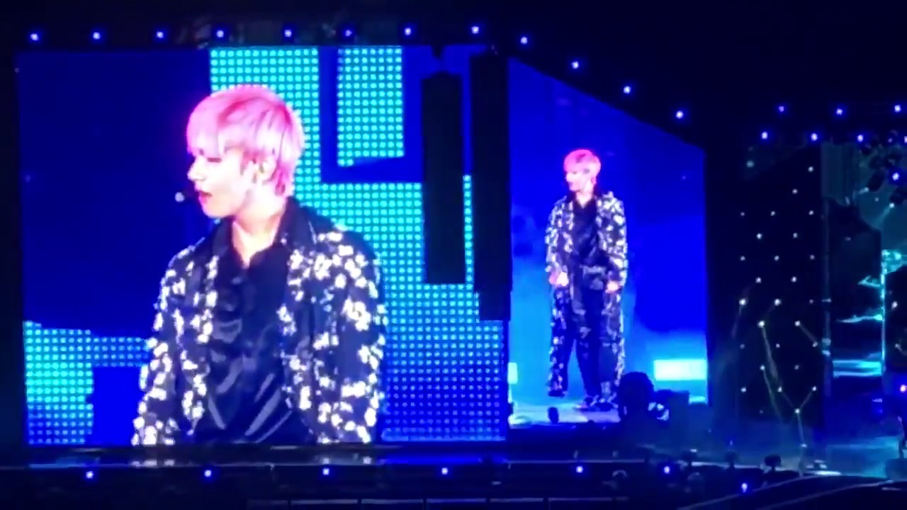 180825 Taehyung (V) - Singularity (Fancam) | LOVE YOURSELF in Seoul ...