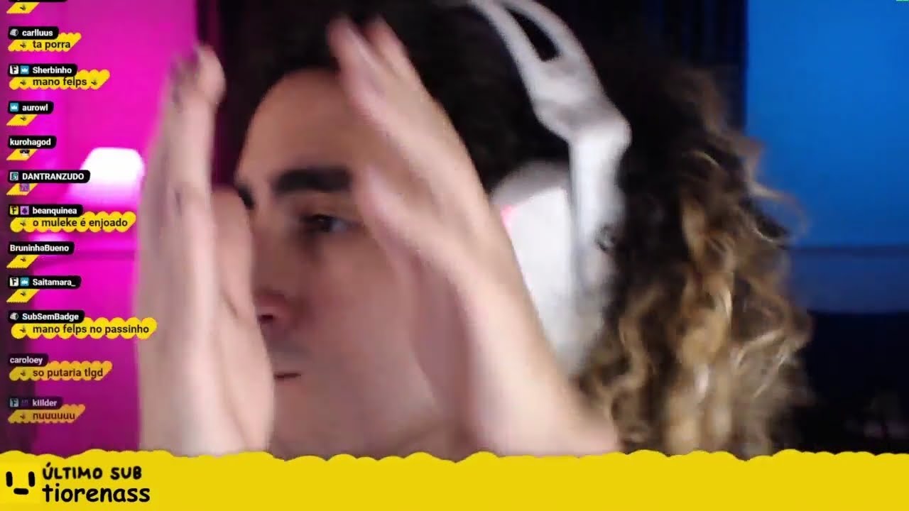 FELPS DANÇANDO AO SOM DE MANO FELPS - YouTube