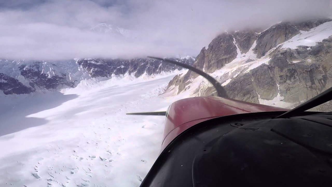 Mountain Flying in Alaska - YouTube