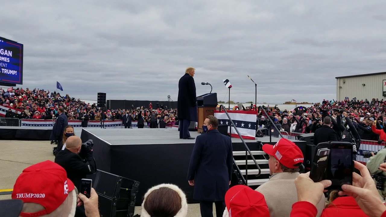 Trump Rally Waterford Michigan 2020 - President Trump makes his ...