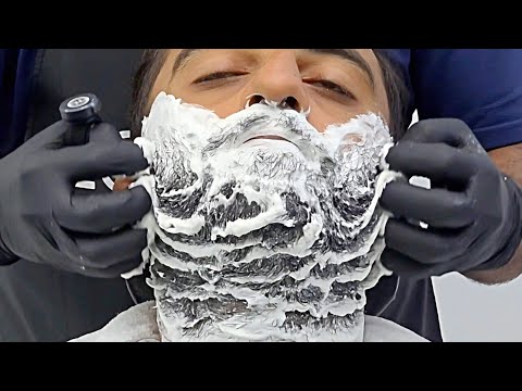 The Cleanest Straight Razor Shave You'll Ever See