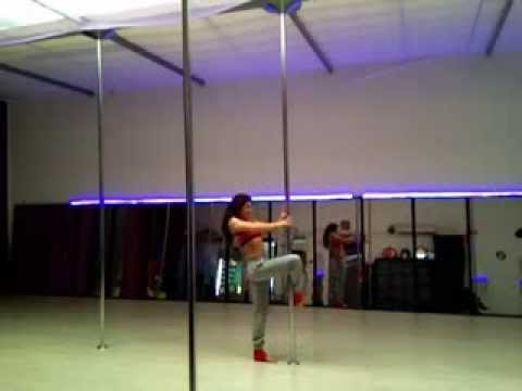 Pole Dance Sensuel katy Perry DARK HORSE - YouTube