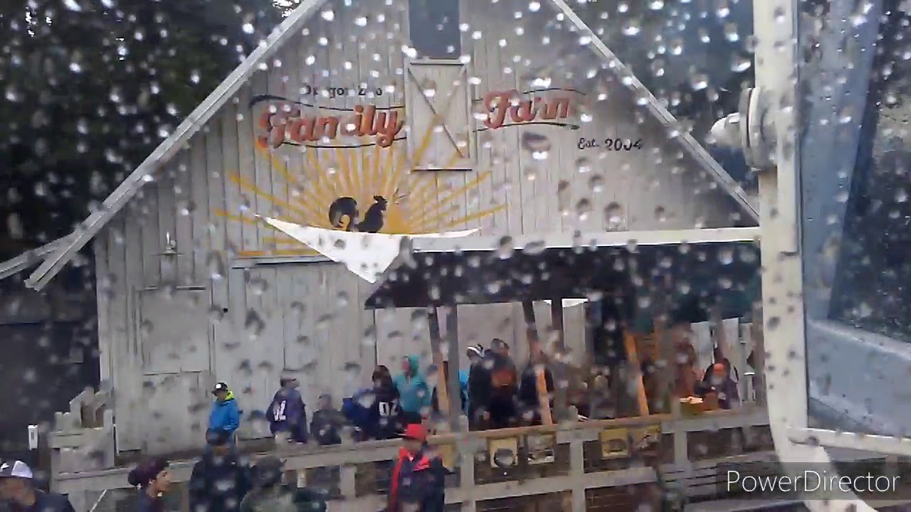 Cab ride in the "Zooliner" at the Oregon Zoo - YouTube