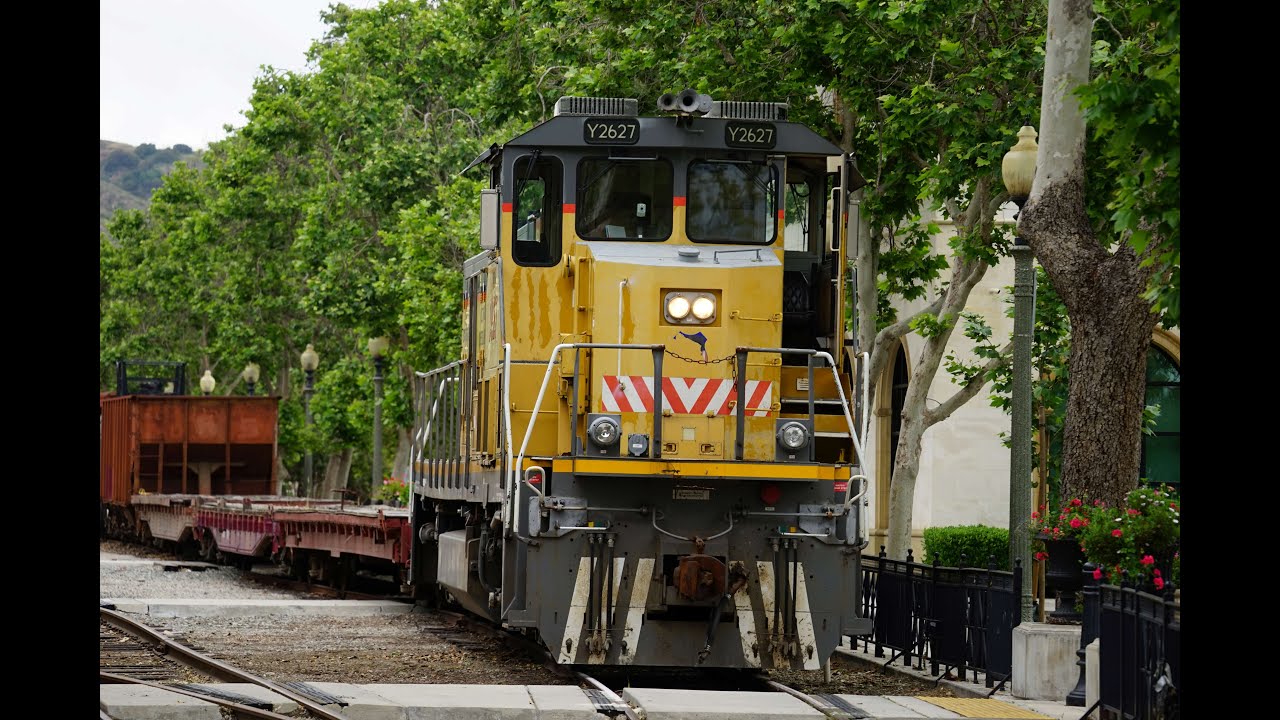 Sierra Northern Yard Action in Fillmore CA 5-26-23 - YouTube