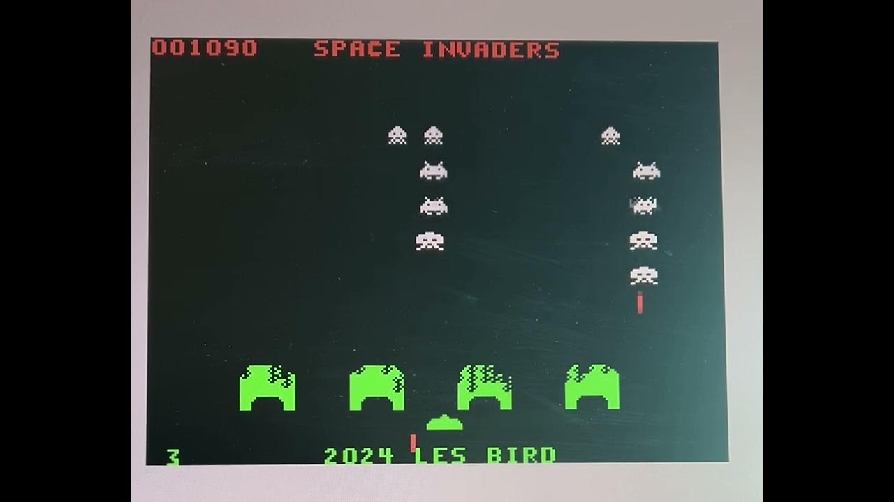 Space Invaders for Heathkit HA-8-3 graphics (TMS9918) - YouTube