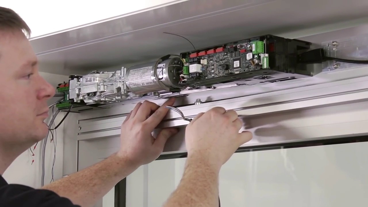 GEZE Powerturn 2016 - YouTube