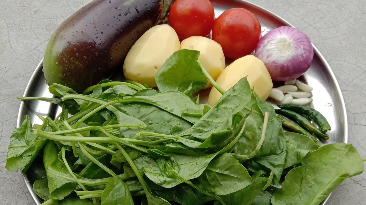 Aloo Begun Palong Shaak er Recipe/How to make Potato Brinjal Spinach ...