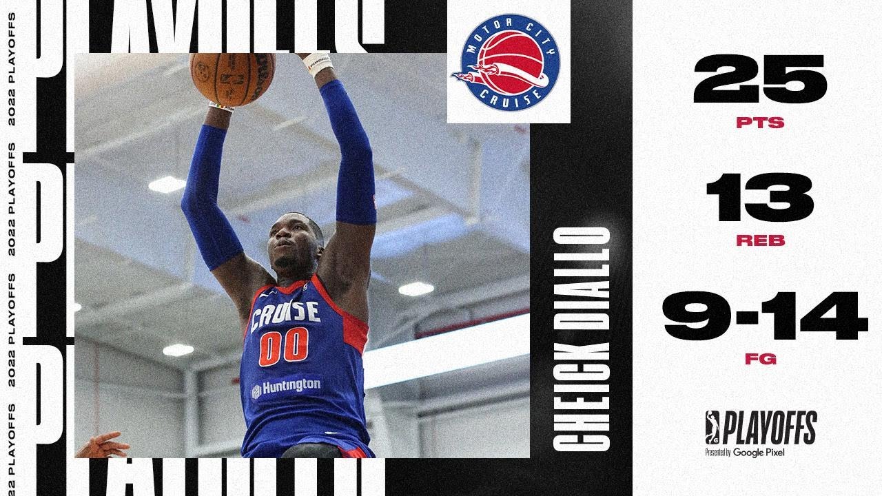 Cheick Diallo Posts 25-Point Double-Double Against Blue Coats - YouTube