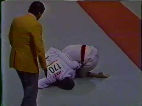 84 Olympics 71kg Glenn Beauchamp vs Ezio Gamba - YouTube