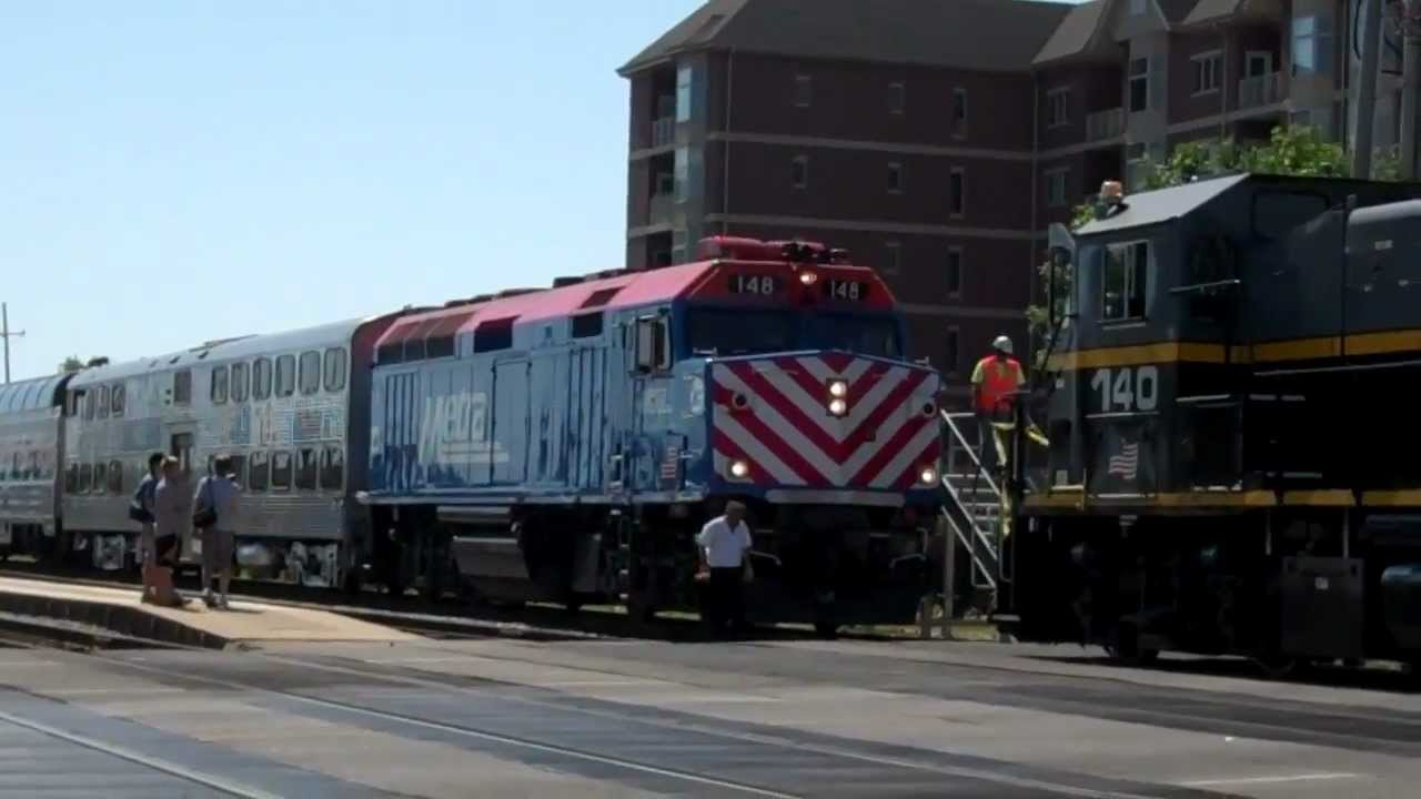 HD: Metra 148 leads Cabcar and Amtrak Equipment Displays. Franklin Park ...
