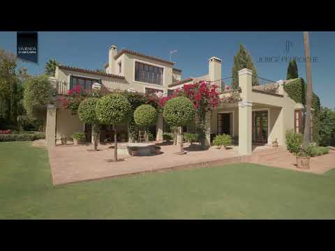 NEW LISTING Villa en venta en exclusiva en Valderrama (Sotogrande)