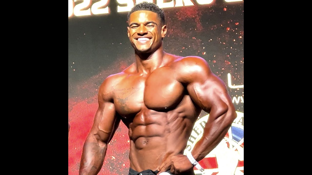 Men’s Physique Pro Line Up - YouTube