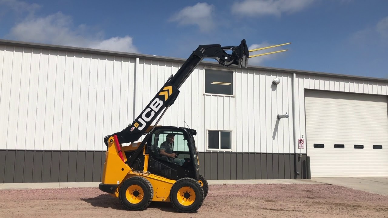 2018 JCB 3TS-8W - YouTube