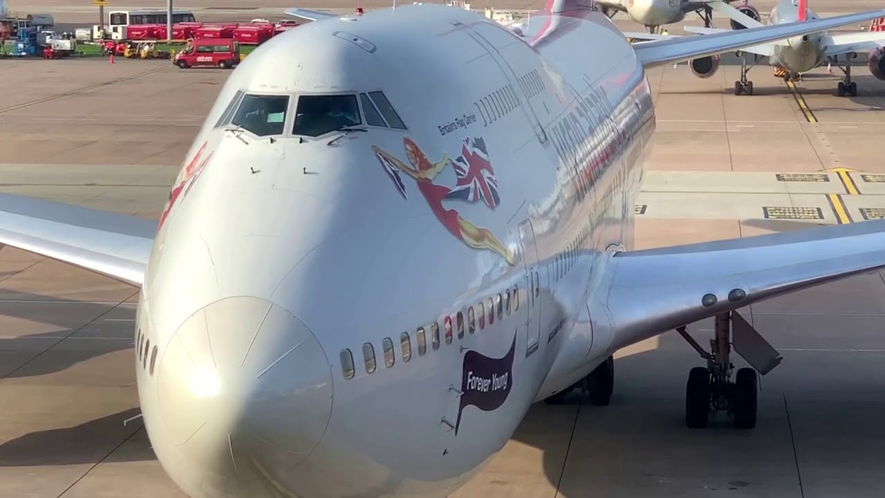 Virgin Atlantic Boeing 747 - Plane Spotting at Manchester Airport - YouTube