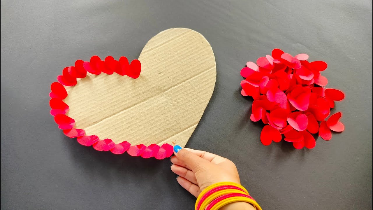 Easy valentine's day craft ideas|| Paper heart wall hanging - YouTube