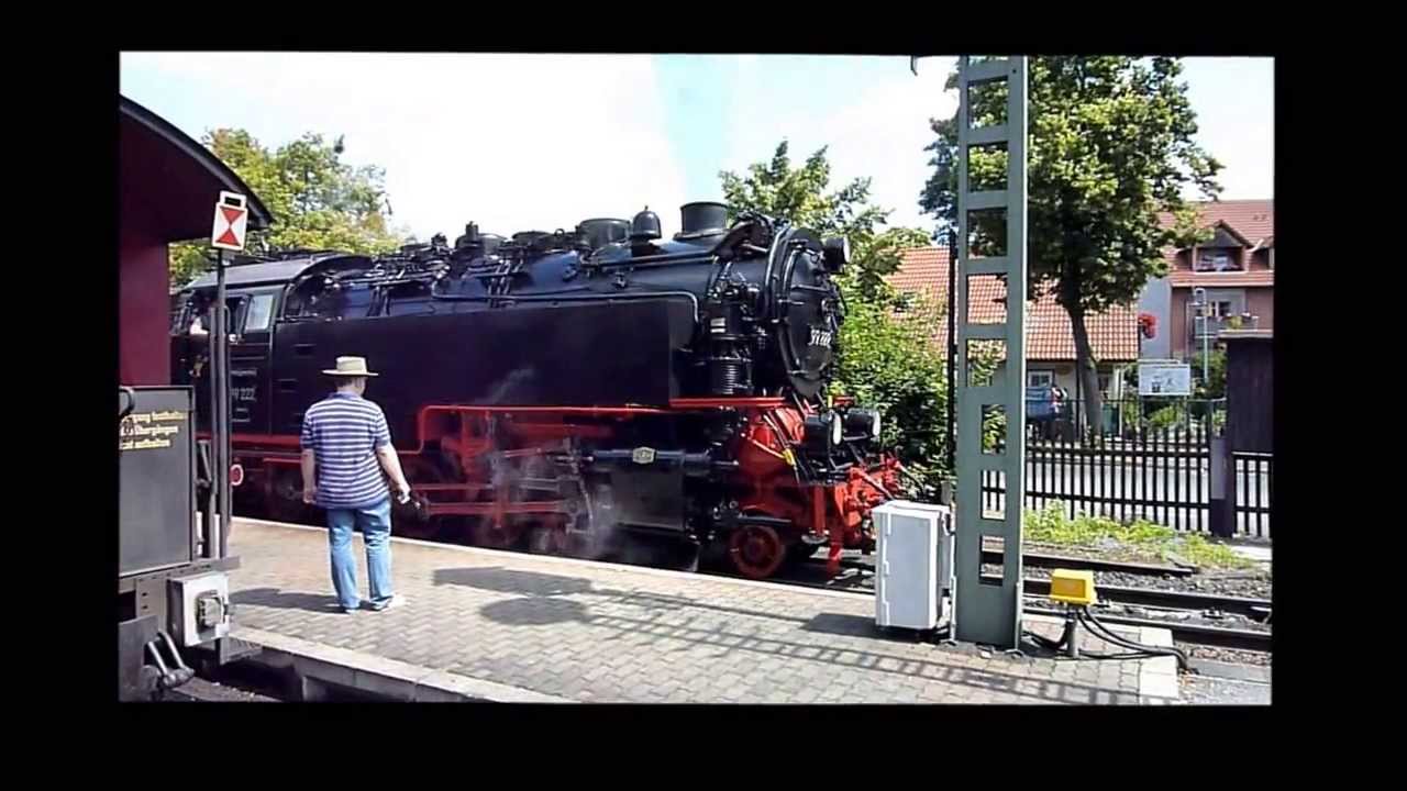 Arrival and departure of 2 steam trains at Wernigerode, Germany. - YouTube
