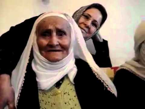 Neneler Halay okuyor / Oskomedya®