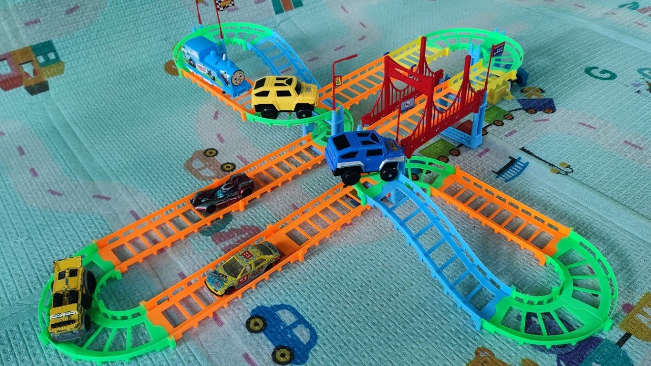 Mencari, & Merakit Arena Mobil Balap, dan menemuka Train Thomas ...
