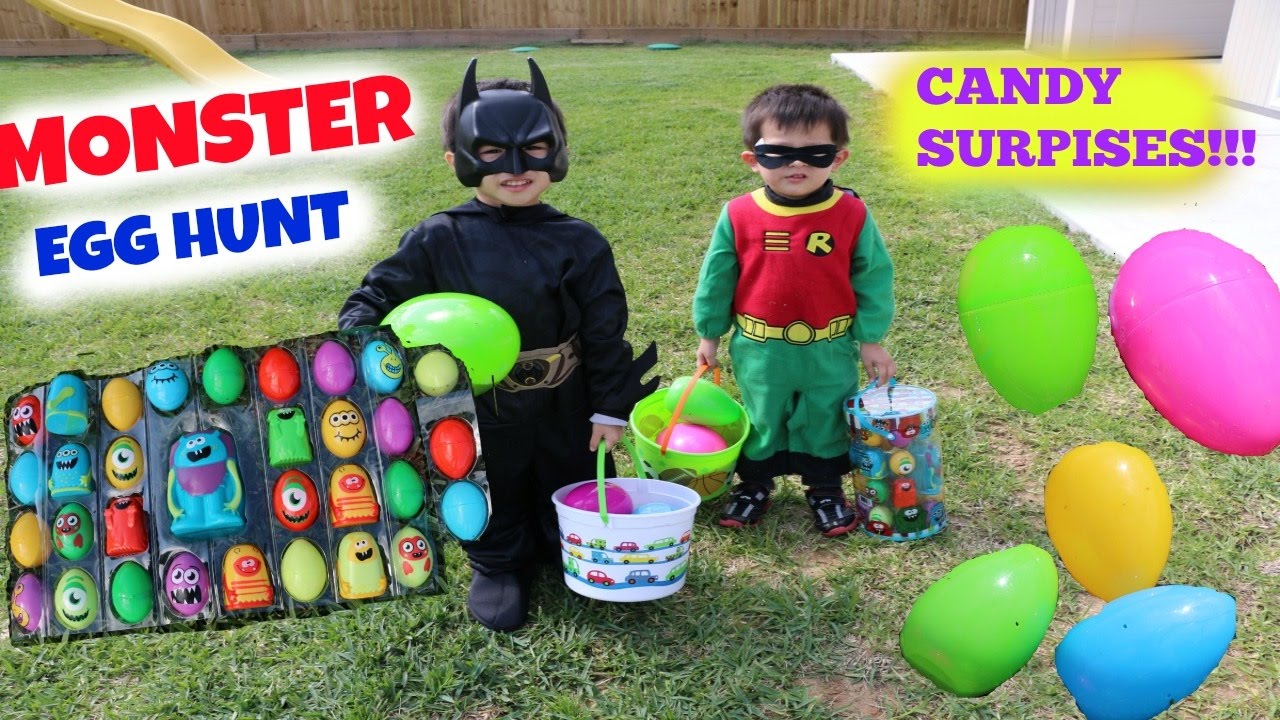 GIANT EASTER EGG HUNT FOR MONSTER SURPRISE EGGS Batman Robin Candy Toy ...
