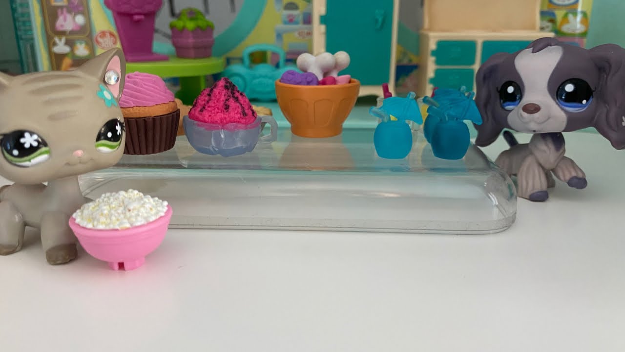 Lps Holiday Sleepover {short skit} - YouTube