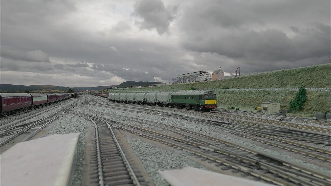 Marshalling Yard Part 15 - North East model railway - Trenholme ...