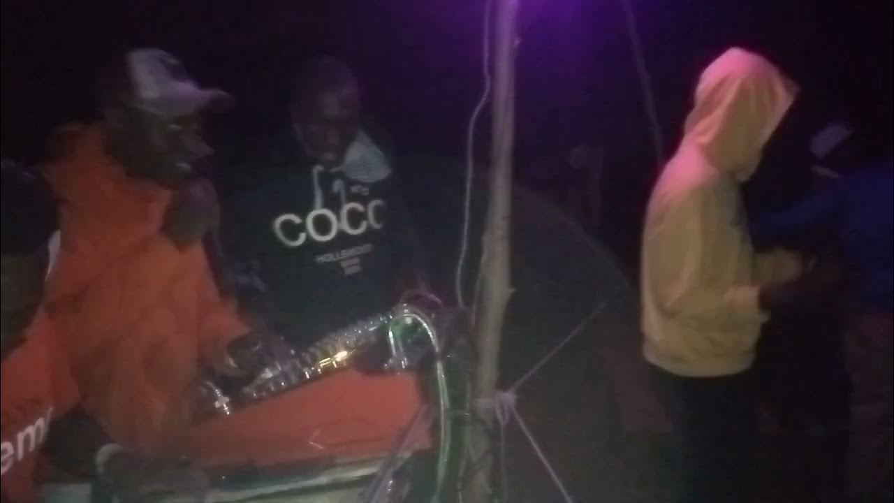 kapolo DJs live DJ junior mc samaki - YouTube