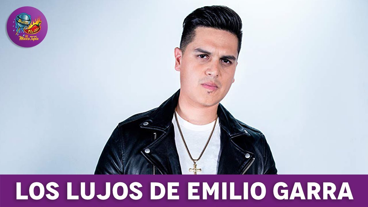 REGULO CARO - Me Gustas, El Lujo de Tenerte y 'Emilio Garra' - YouTube