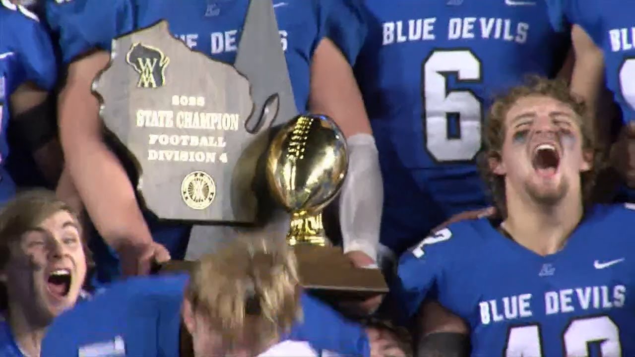 Lodi wins D4 Football state championship - YouTube