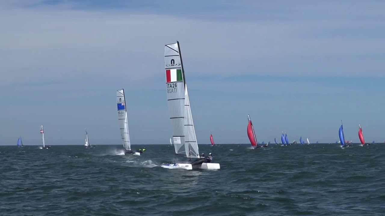 Nacra 17 Sailing - Gold fleet - Race 1 - 2018 European Championship ...