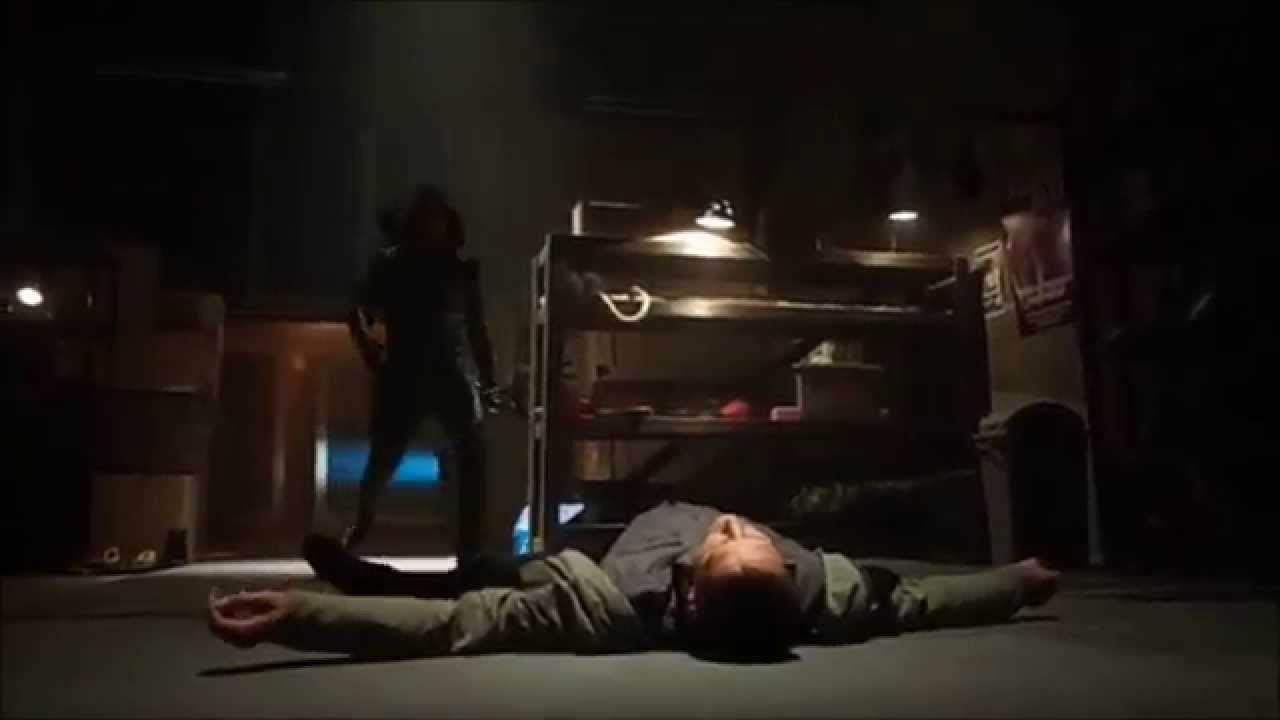 Arrow - 3x06 | Boxing Glove Arrow - YouTube