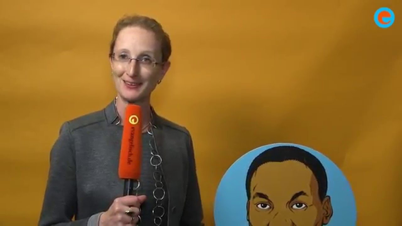 Stephanie Springer: "Ich bin evangelisch wie ..." - YouTube