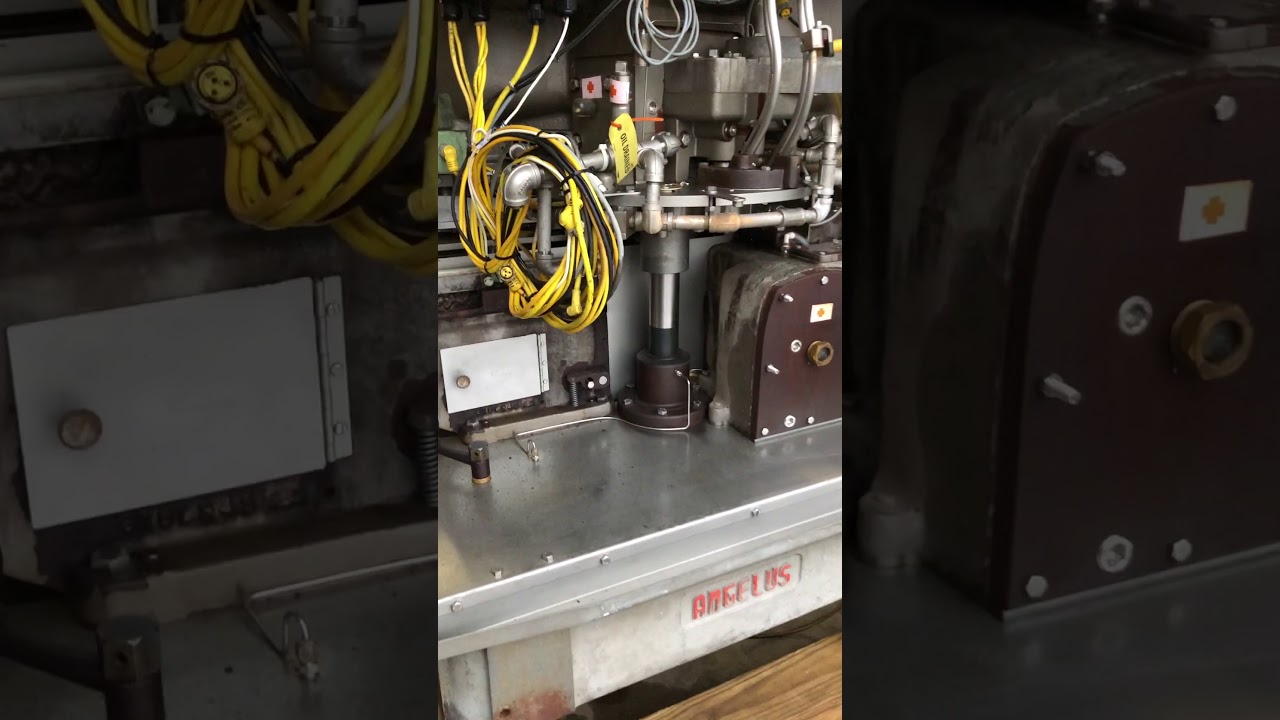 Angelus 121L Can Seamer - Setup for 202 Lids - YouTube