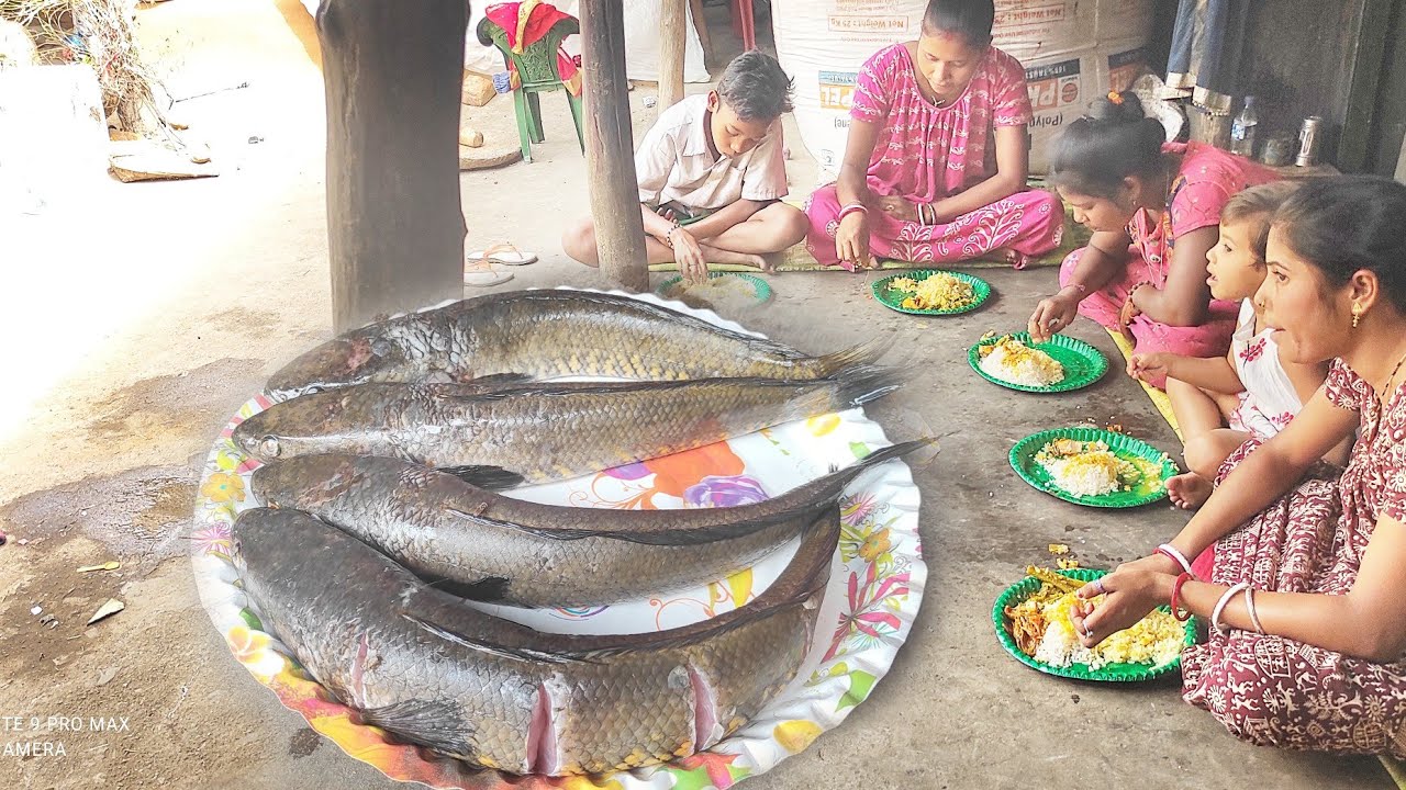 Fish Curry Cooking In Our Old Traditional Method || Tribe People ...
