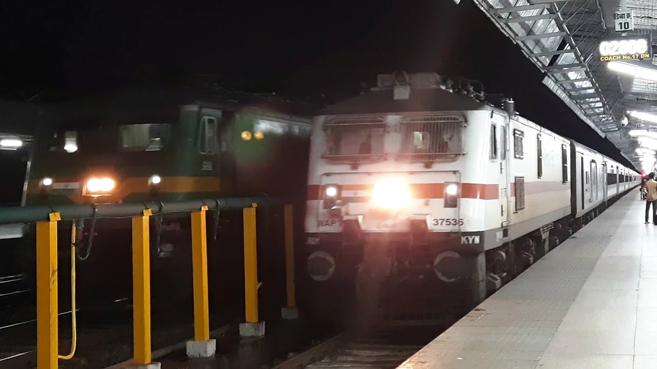 Andhra Pradesh Express Parallel Arrival at Bhopal with Freight, Indian ...