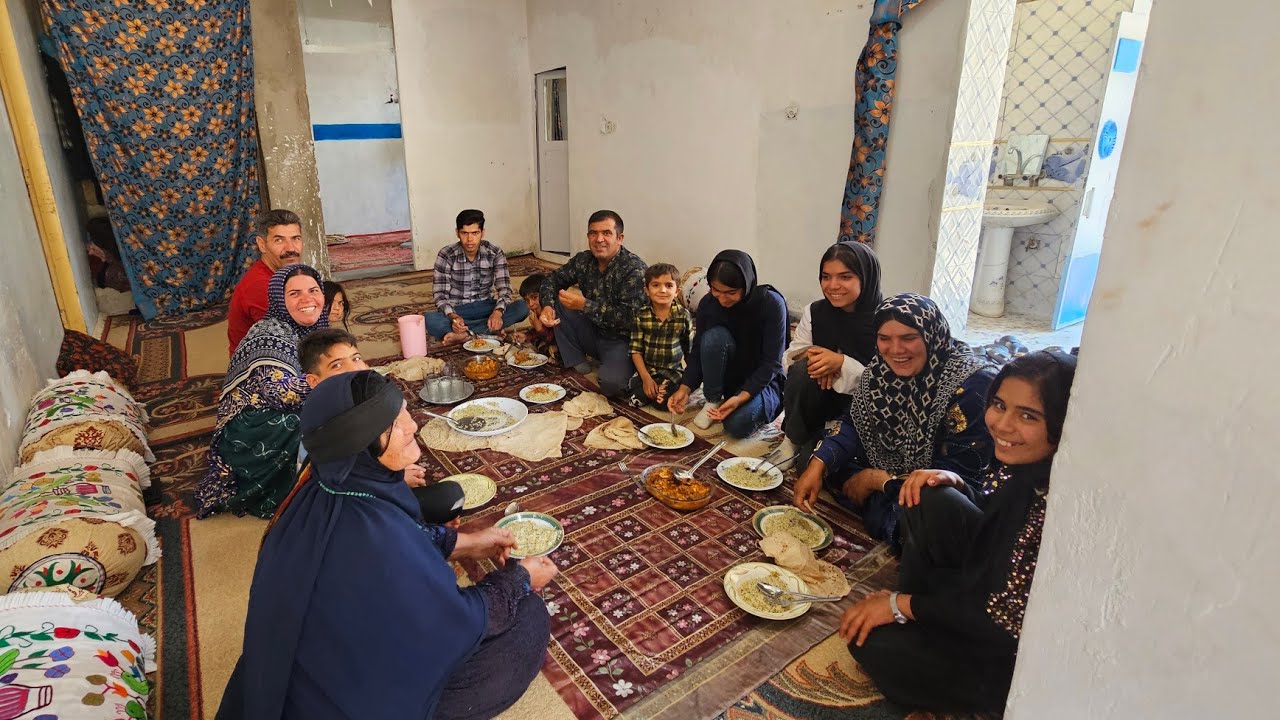 The visit of Nasro's family to his sister's family - YouTube