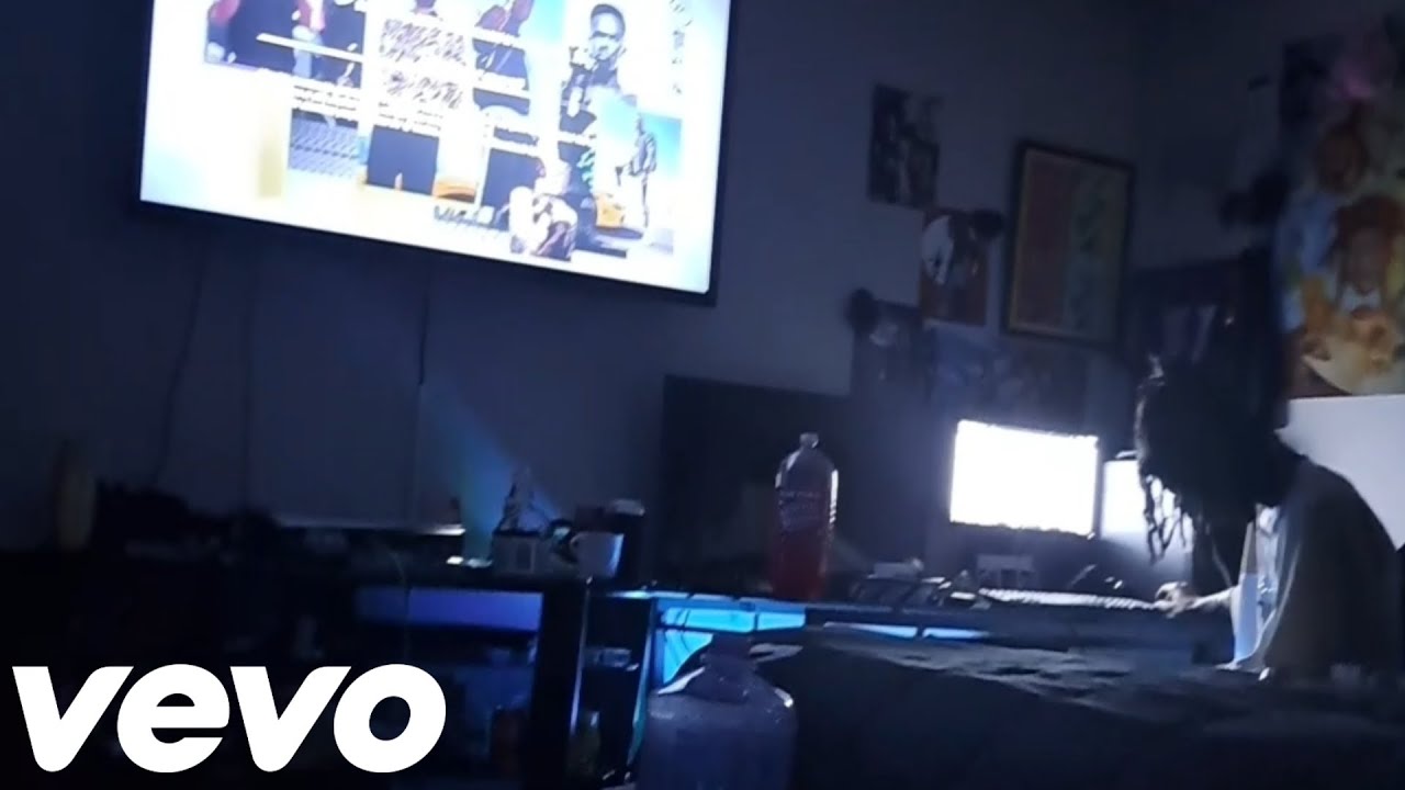 Christian 21 & Autrioly - Snowflake (Official Video) - YouTube Music