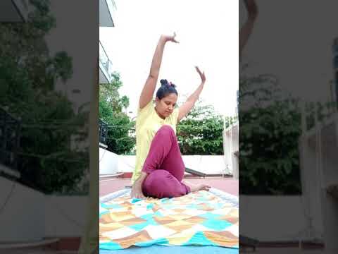 How to do matsyendrasana - YouTube
