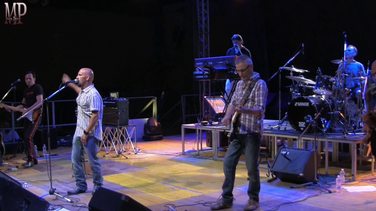 Flash Back Band - Premonition (Live) - YouTube