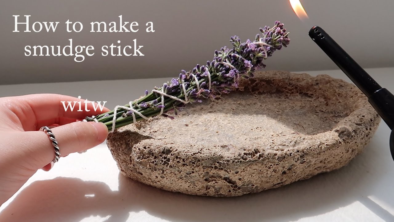 숲속을걷다) how to make smudge sticks 스머지 스틱 만들기 / 행운의 스머지 스틱 - YouTube