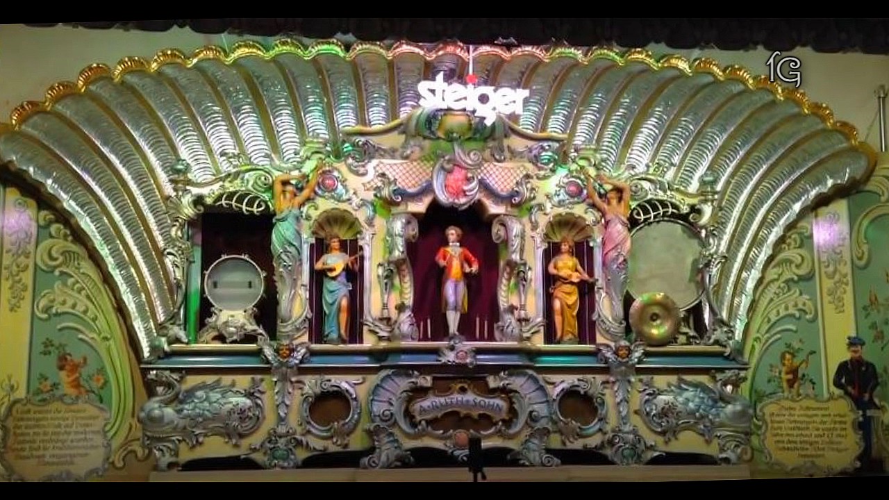 Christmas 2016 ~ Fam: Steiger`s Ruth Style 37b Fairground organ - YouTube