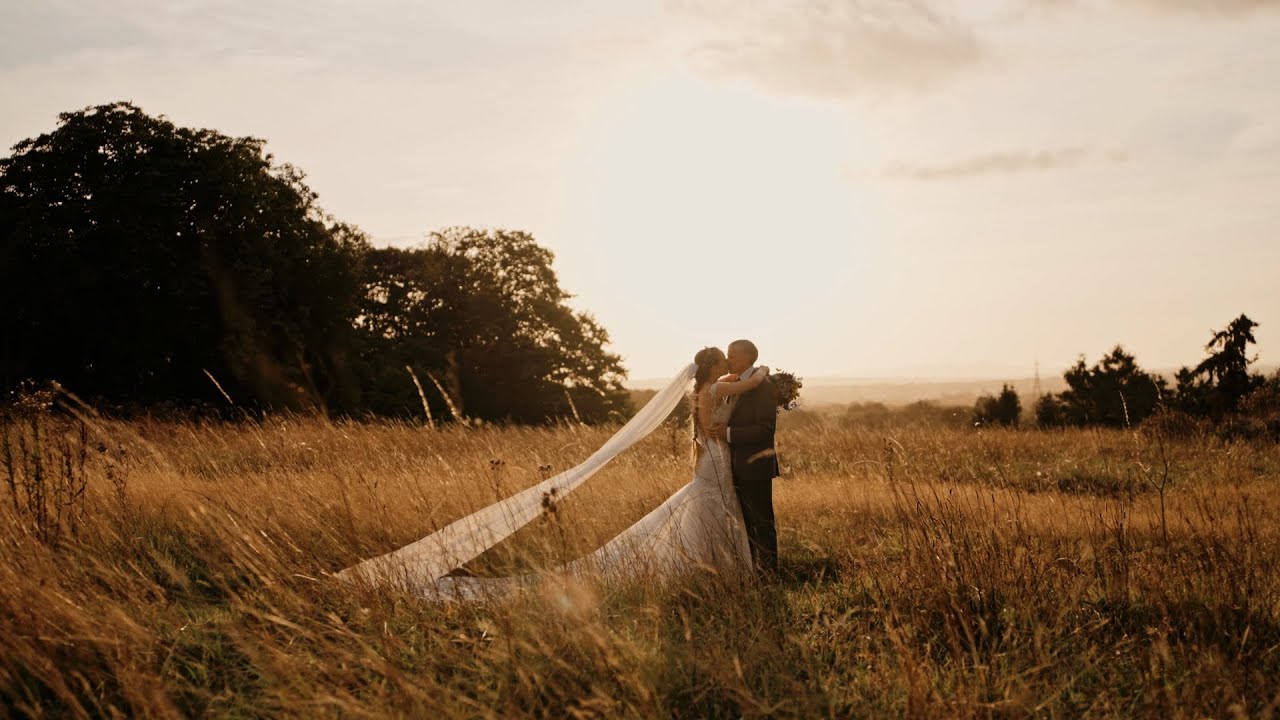 Romantic Wedding at Hogarths Hotel | Georgina & Steve’s Stunning ...