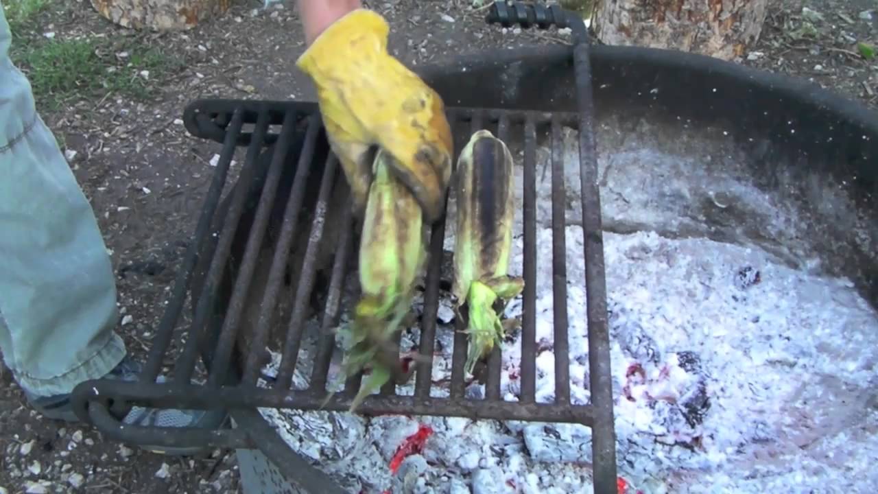 Fire Pit Corn Cobs. - YouTube